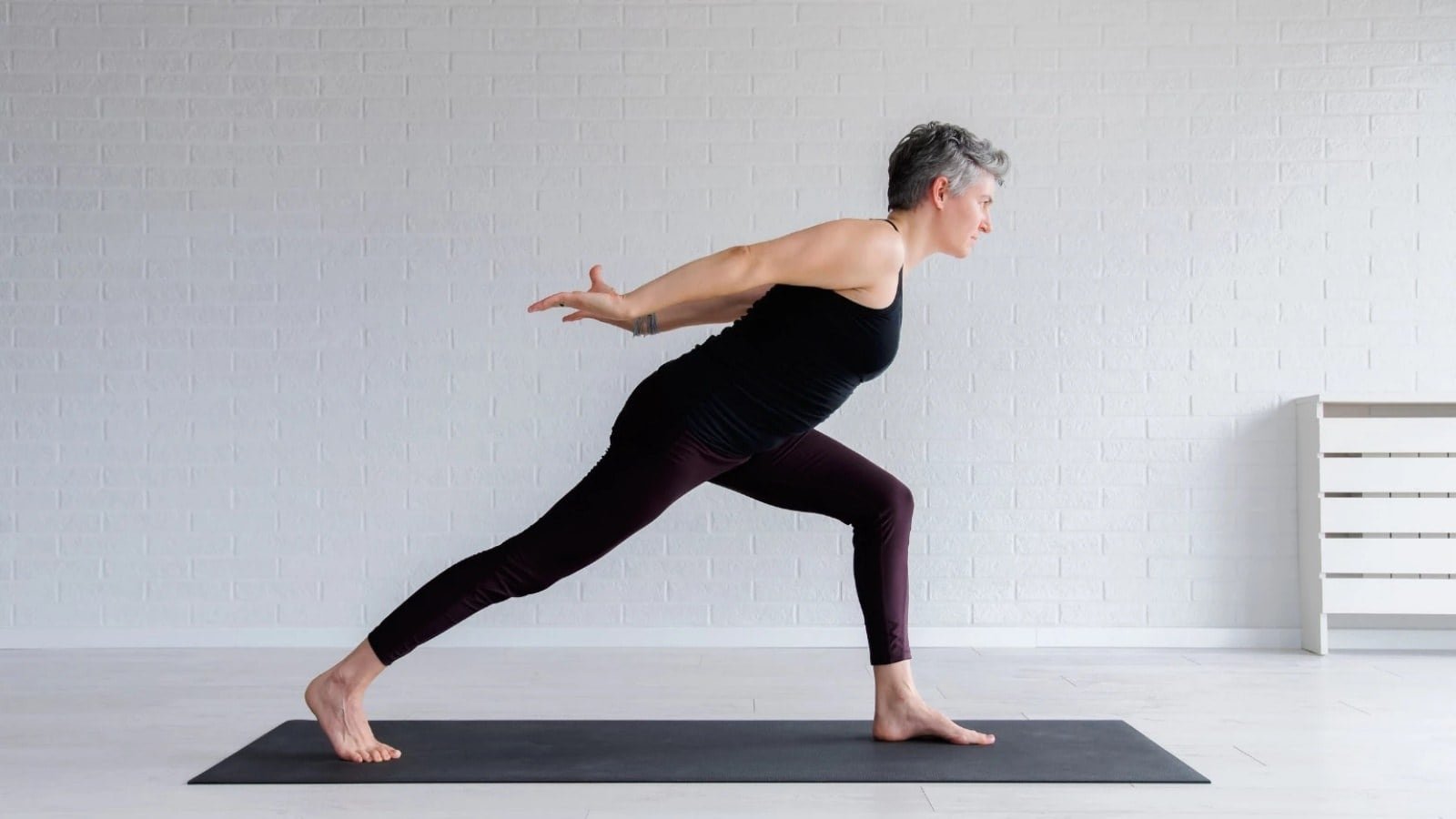 6 gentle yoga poses for stroke survivors to rebuild strength - How2Fit